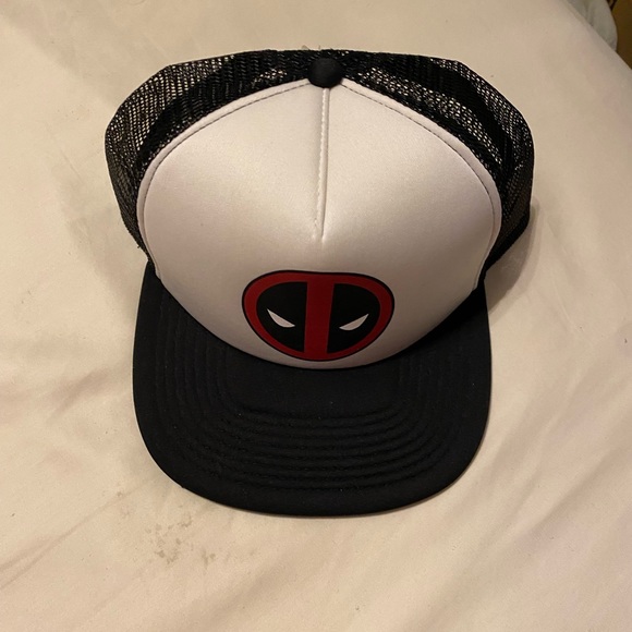 Accessories | Deadpool Hat Marvel Comics Ryan Reynolds Xmen Xforce Wade ...